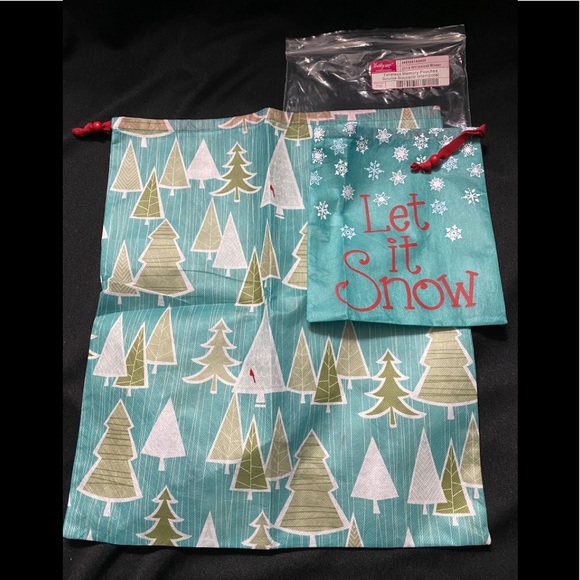 thirty-one | Holiday | 33 Thirty One Timeless Memory Pouches W Wintr ...
